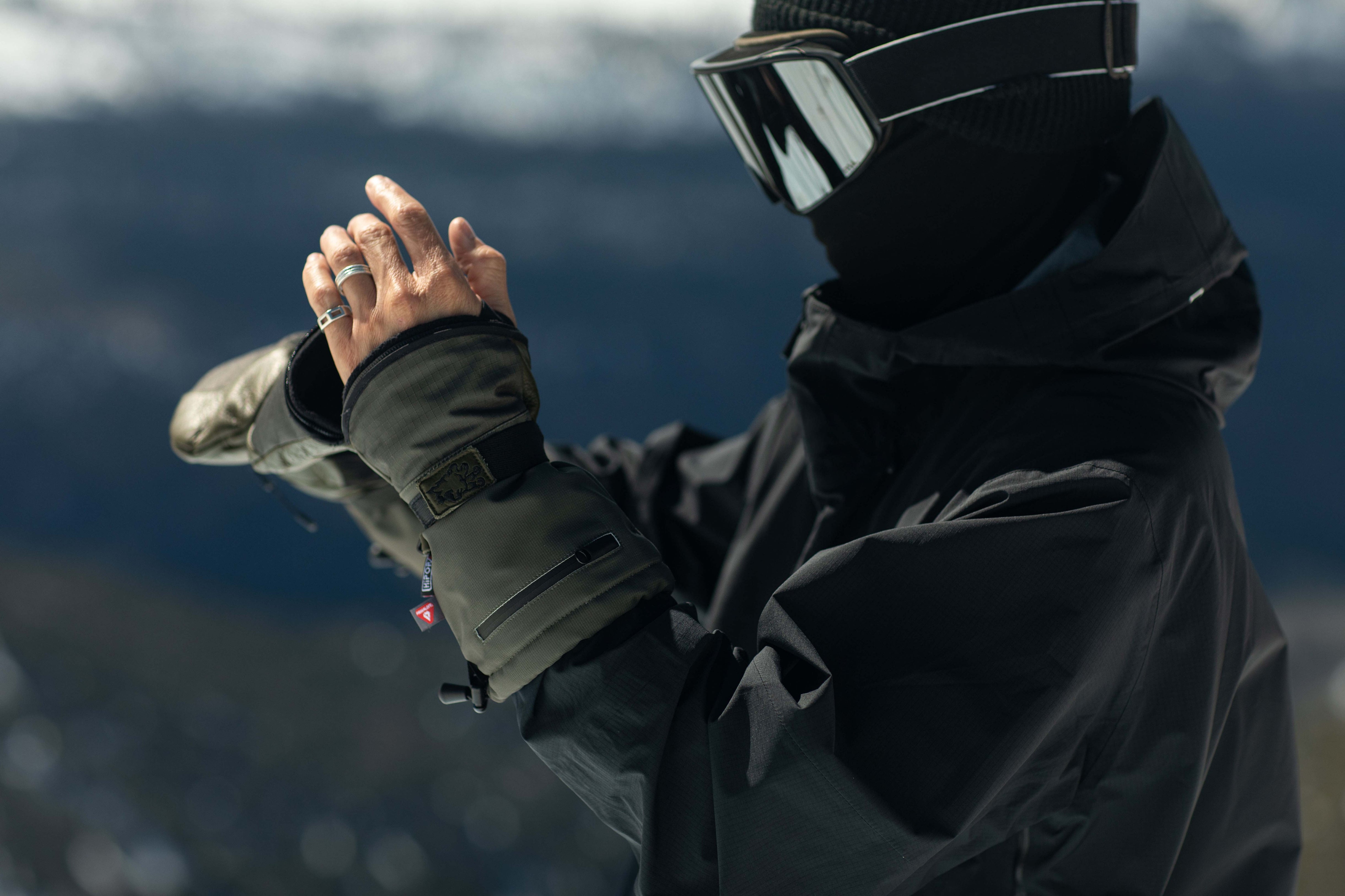 PRODUCT FEATURES – DEATHGRIP GLOVE CO.